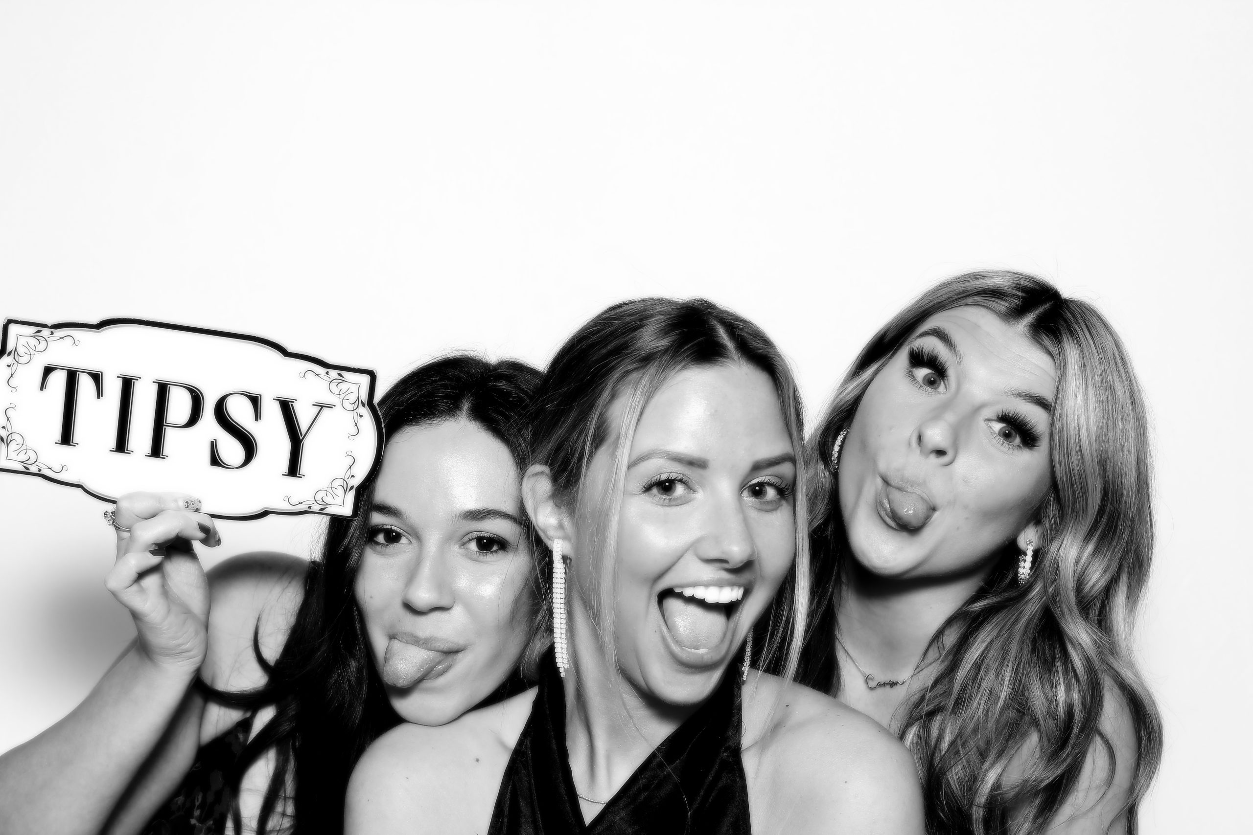 Black & White Glam Booth - Proparazzi Photo Booths